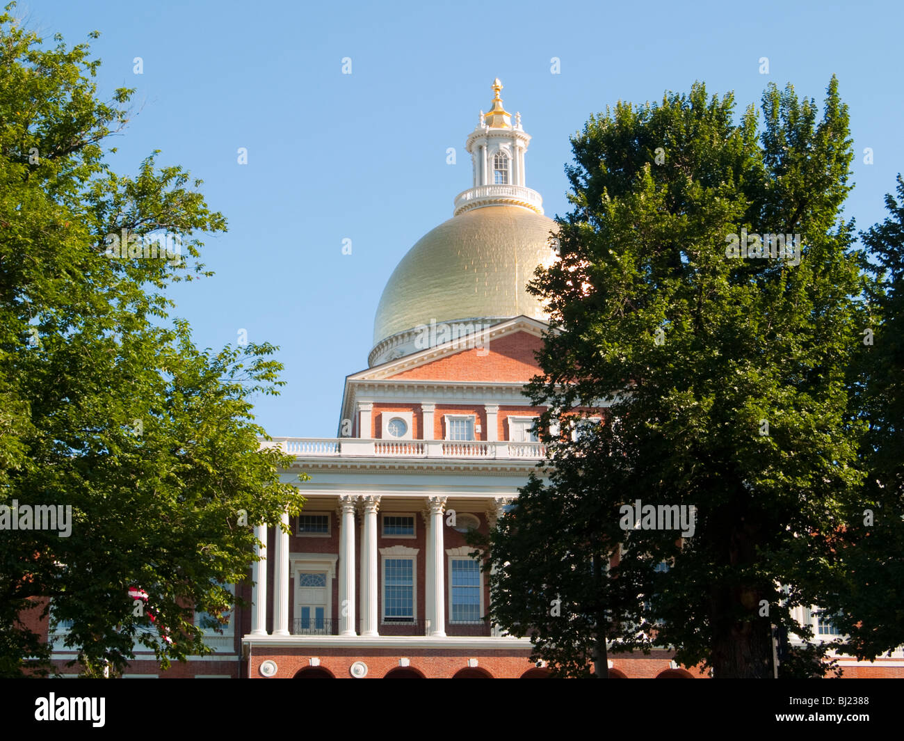 The impressive 'New' State House next to Boston Common, part of the ...