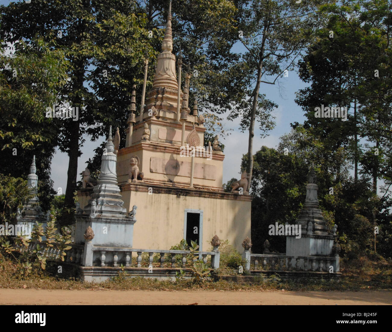 old temple within the grounds of wat phnom, phnom penh , cambodia ...