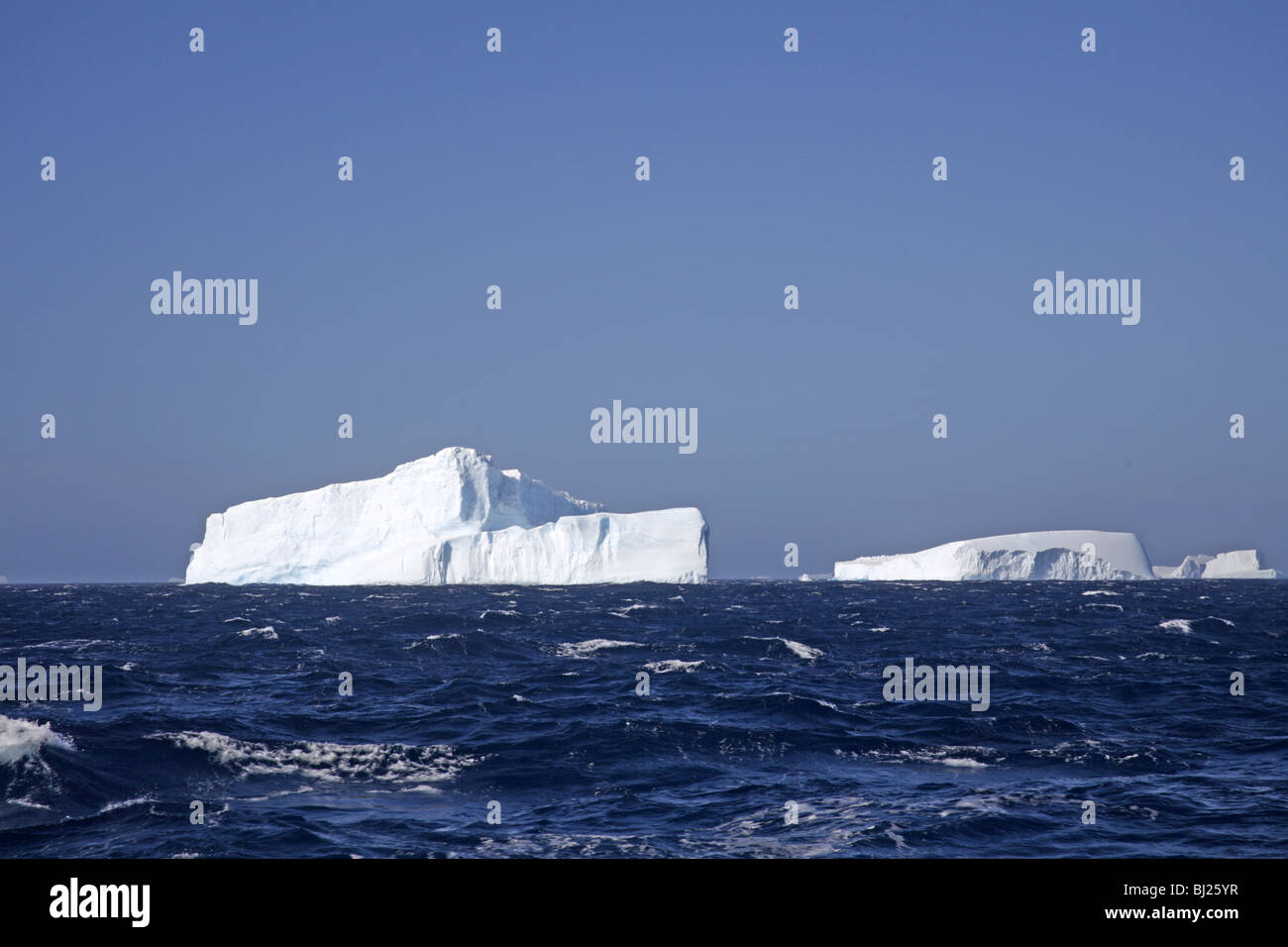 Iceberg alley hi-res stock photography and images - Alamy