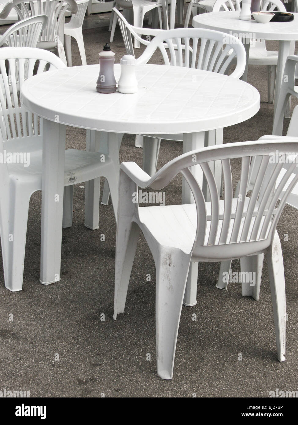 Chip shop chips salt hi-res stock photography and images - Alamy