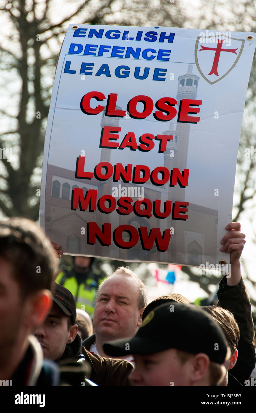 English Defence League ( EDL ) march in London in support of the far ...