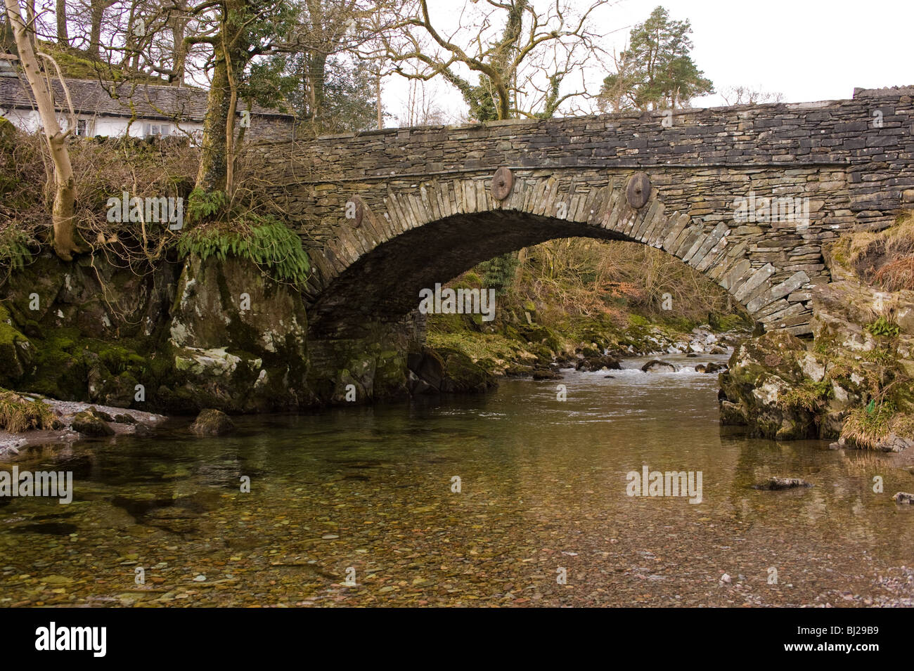 A Typical Lakeland Stone Bridge in Elterwater Village Crossing Great ...