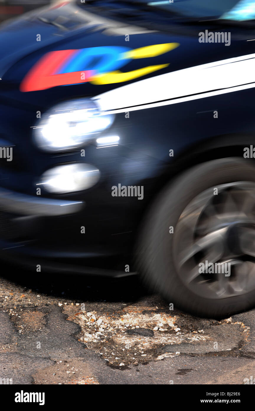 Pothole car damage uk hi-res stock photography and images - Alamy