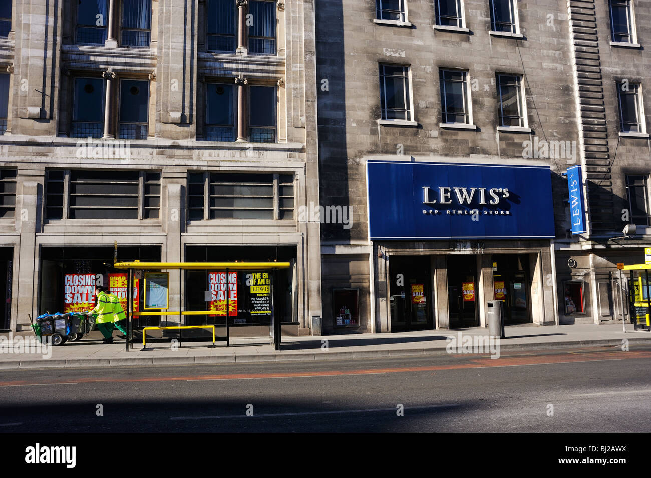Lewis's department store hi-res stock photography and images - Alamy