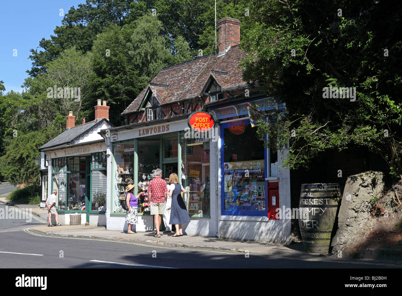 New forest villages hi-res stock photography and images - Alamy