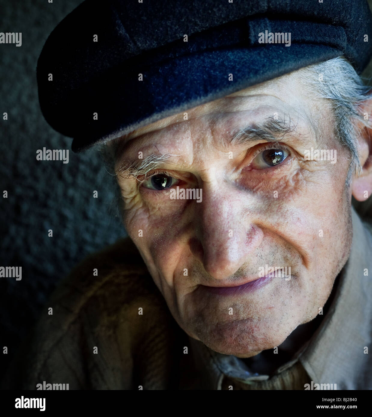 Very old man hi-res stock photography and images - Alamy