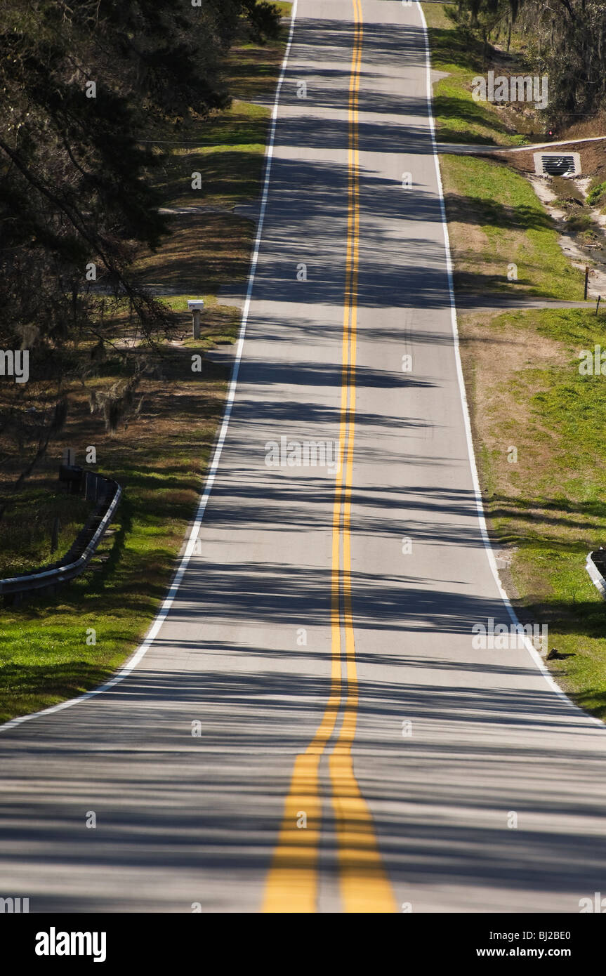 Shadows on road hi-res stock photography and images - Alamy