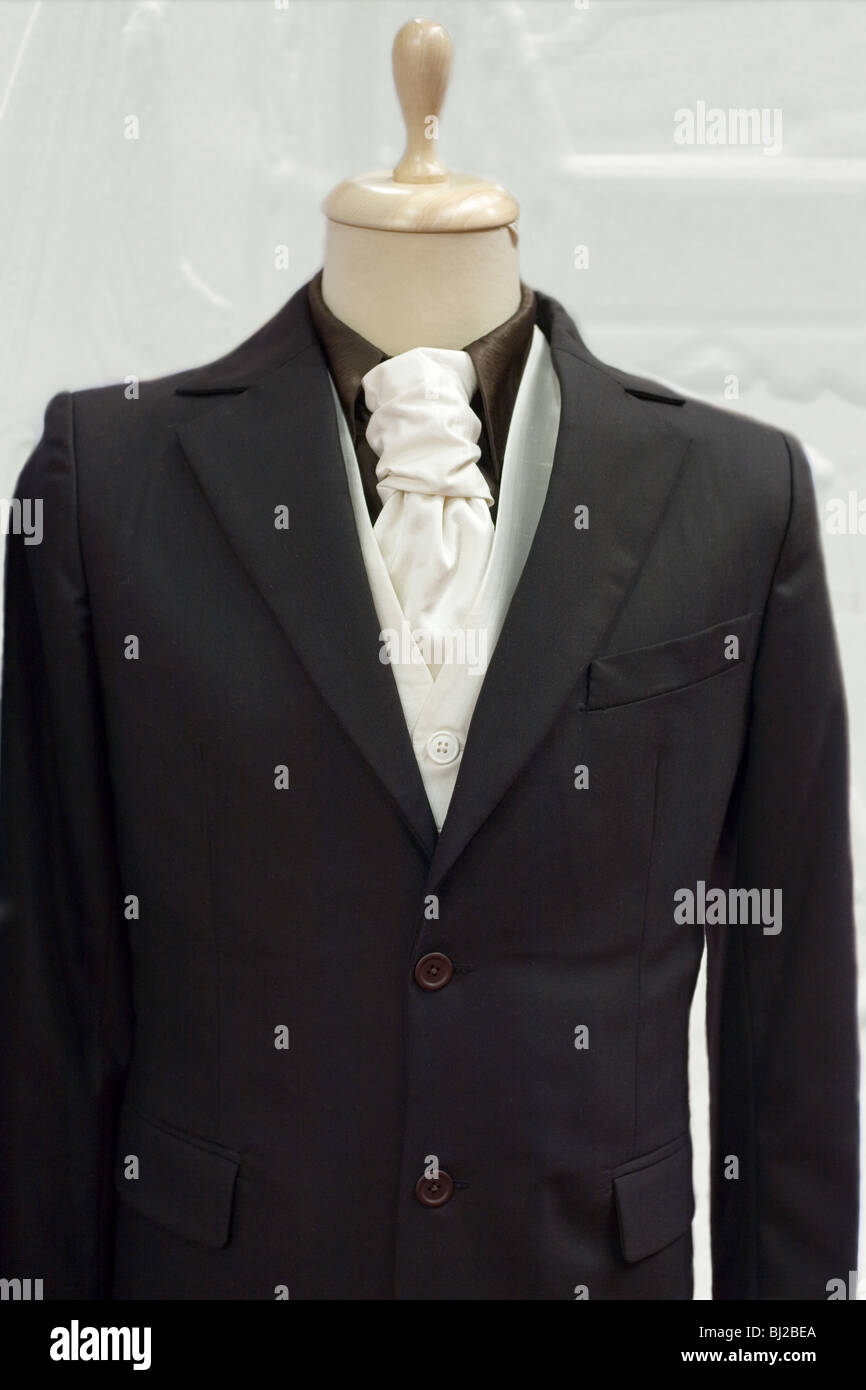 Wedding Suit On Mannequin High Resolution Stock Photography and Images ...