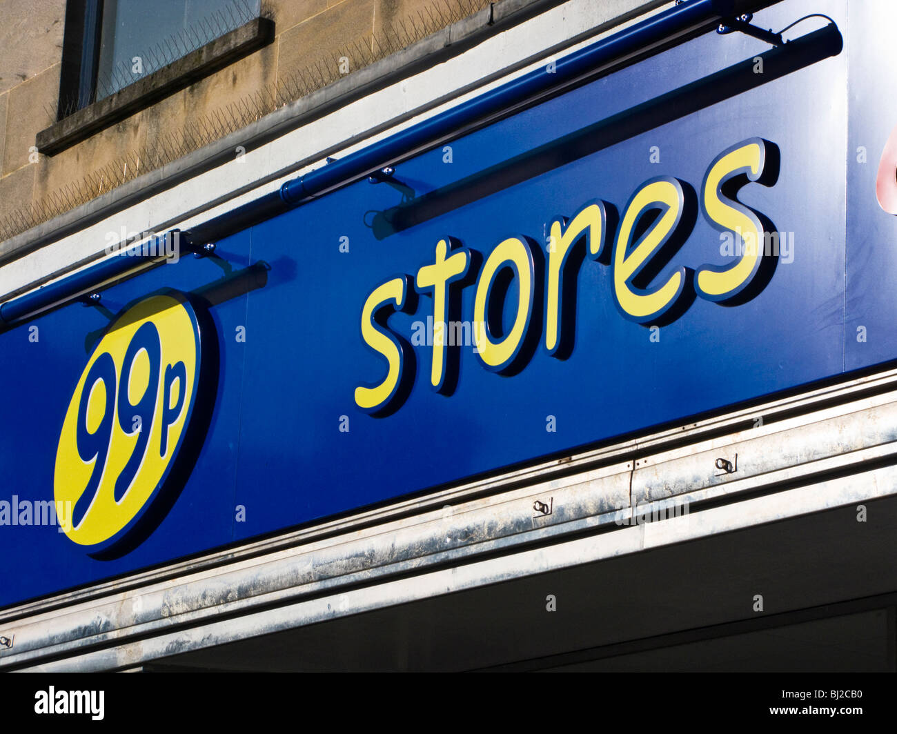 99p store hi-res stock photography and images - Alamy