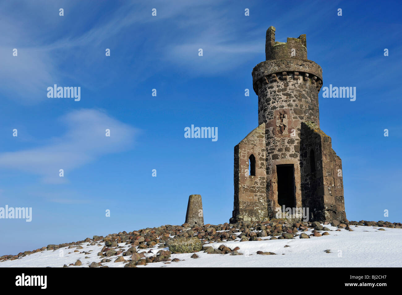 Johnston Tower on the Garvock Hill overlooking Laurencekirk ...