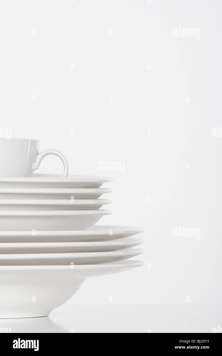 White porcelain plates hi-res stock photography and images - Alamy