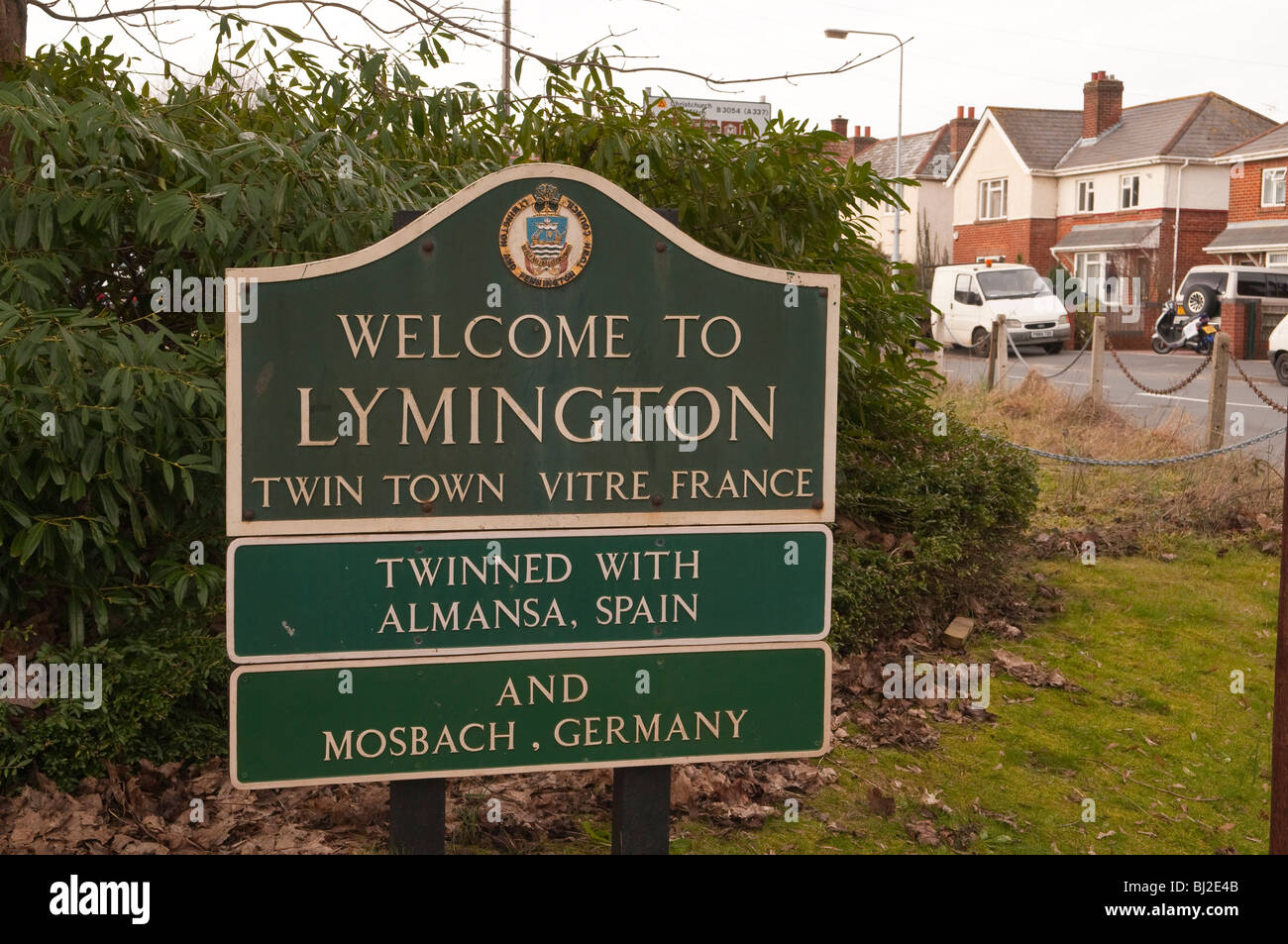 Welcome to Lymington Sign Stock Photo - Alamy