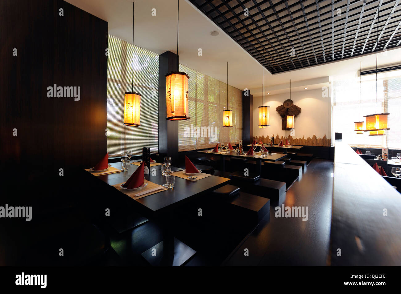 39/5000 Typical Japanese restaurant interior Stock Photo - Alamy