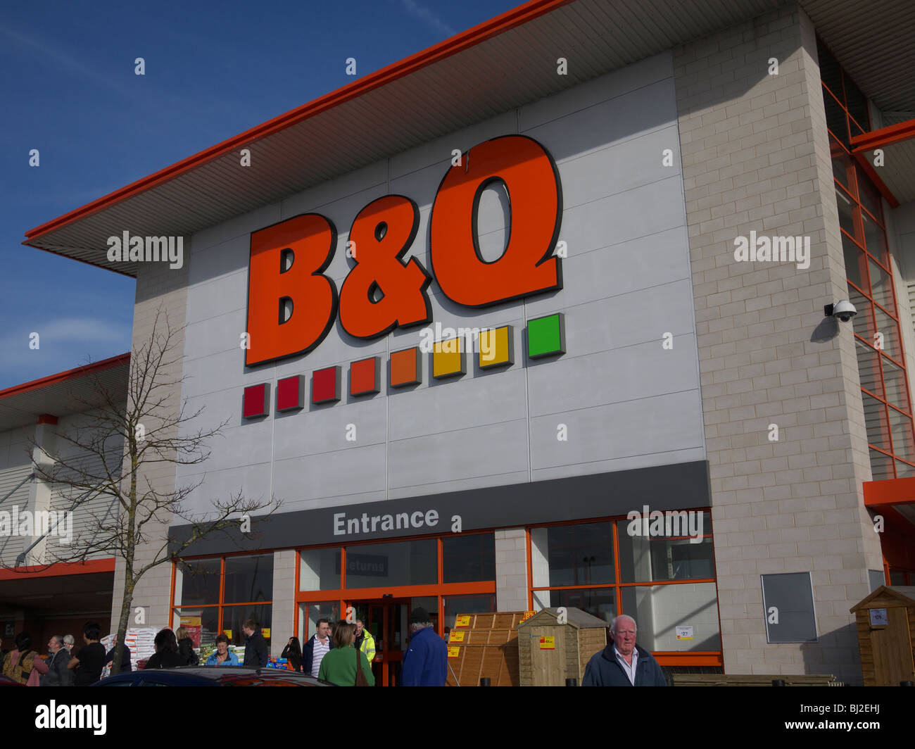 Diy superstore hi-res stock photography and images - Alamy