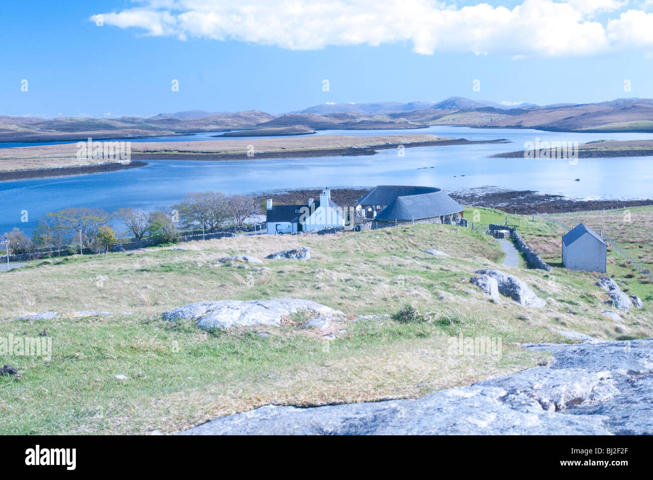 Callanish standing visitor center loch hi-res stock photography and ...