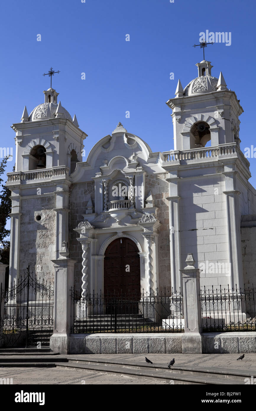 White church built in sillar (volcanic rock) in Arequipa, The White ...