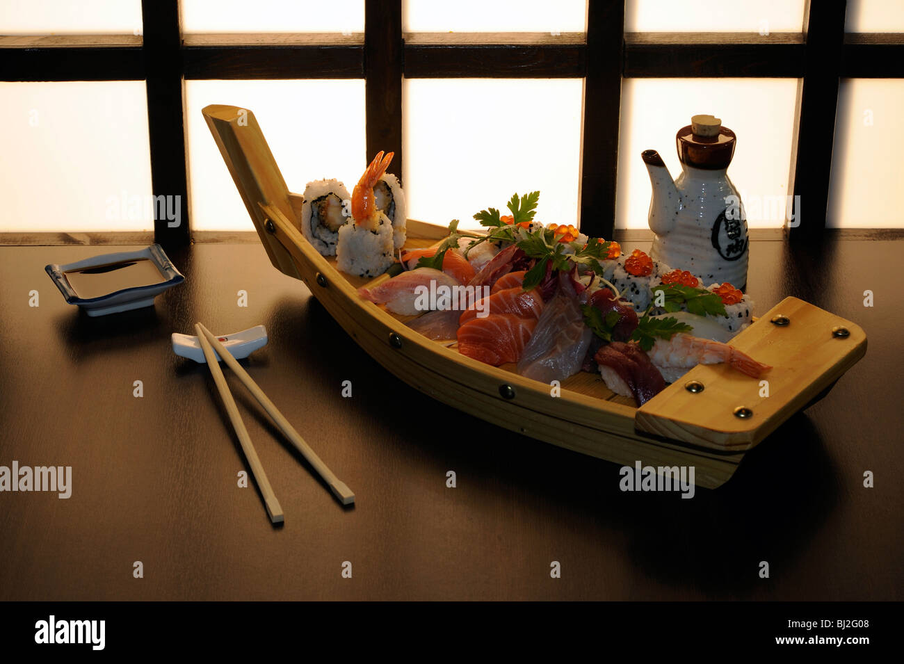 Boat sushi in table elegant hi-res stock photography and images - Alamy
