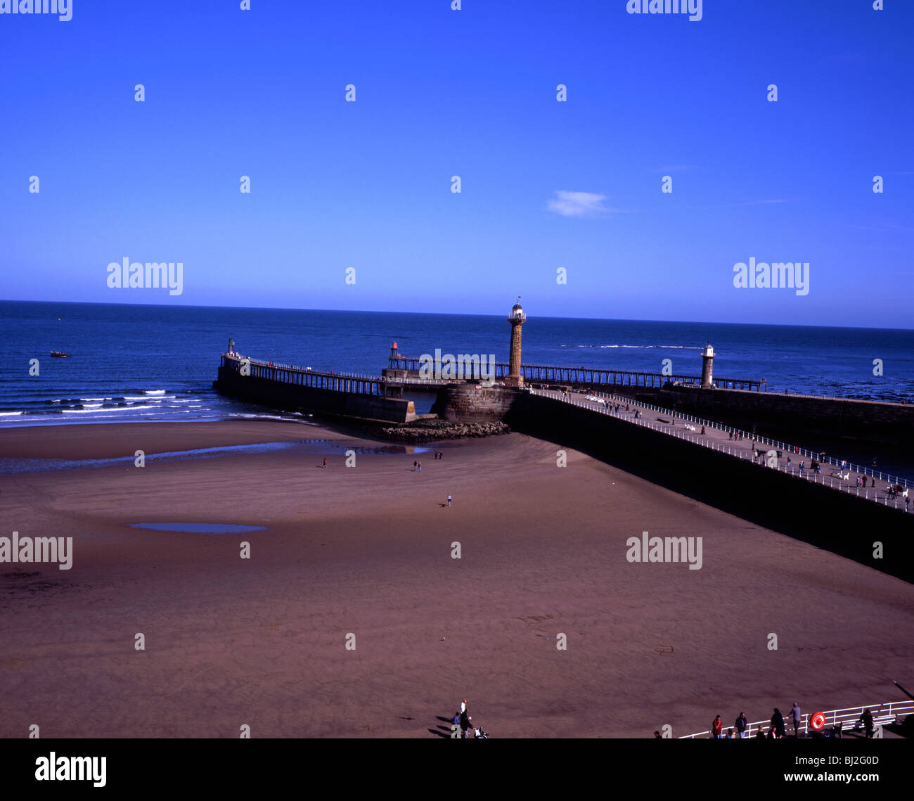 Whitby lights hi-res stock photography and images - Alamy