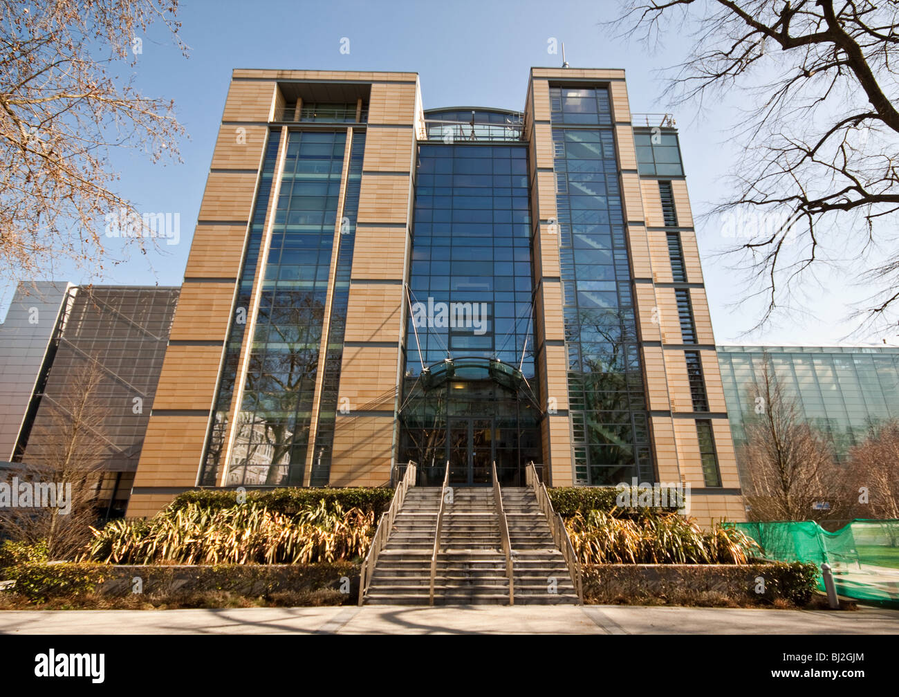 Darwin the natural history museum hi-res stock photography and images ...