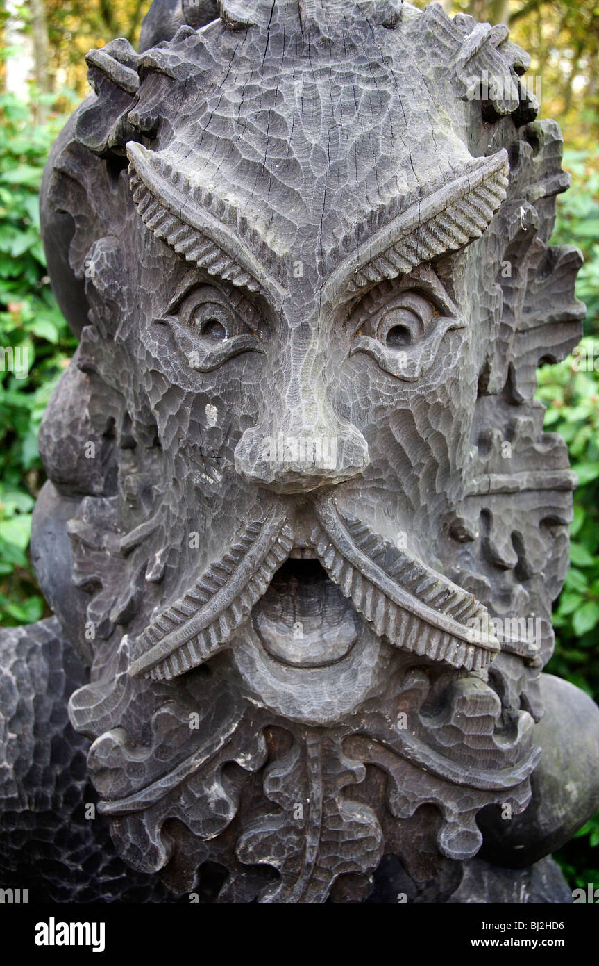 Sun carved in wood hi-res stock photography and images - Alamy