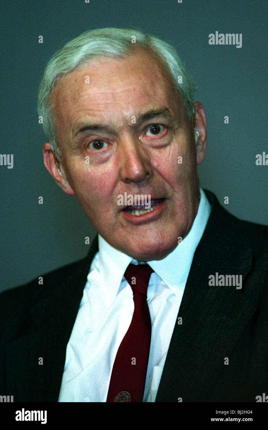 TONY BENN MP LABOUR PARTY 20 November 1993 Stock Photo - Alamy