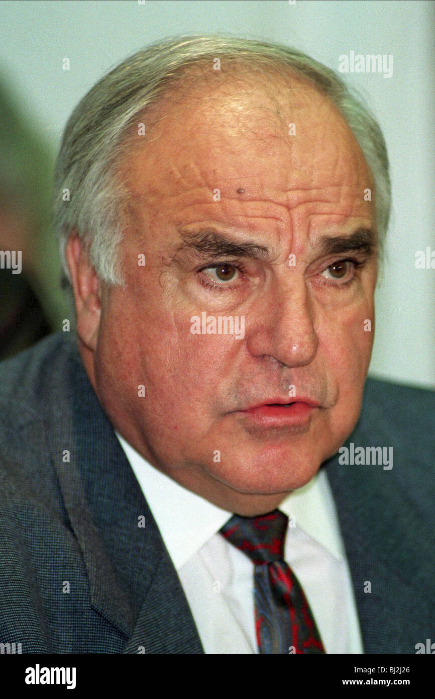 HELMUT KOHL CHANCELLOR OF FEDERAL GERMANY 14 December 1993 Stock Photo ...
