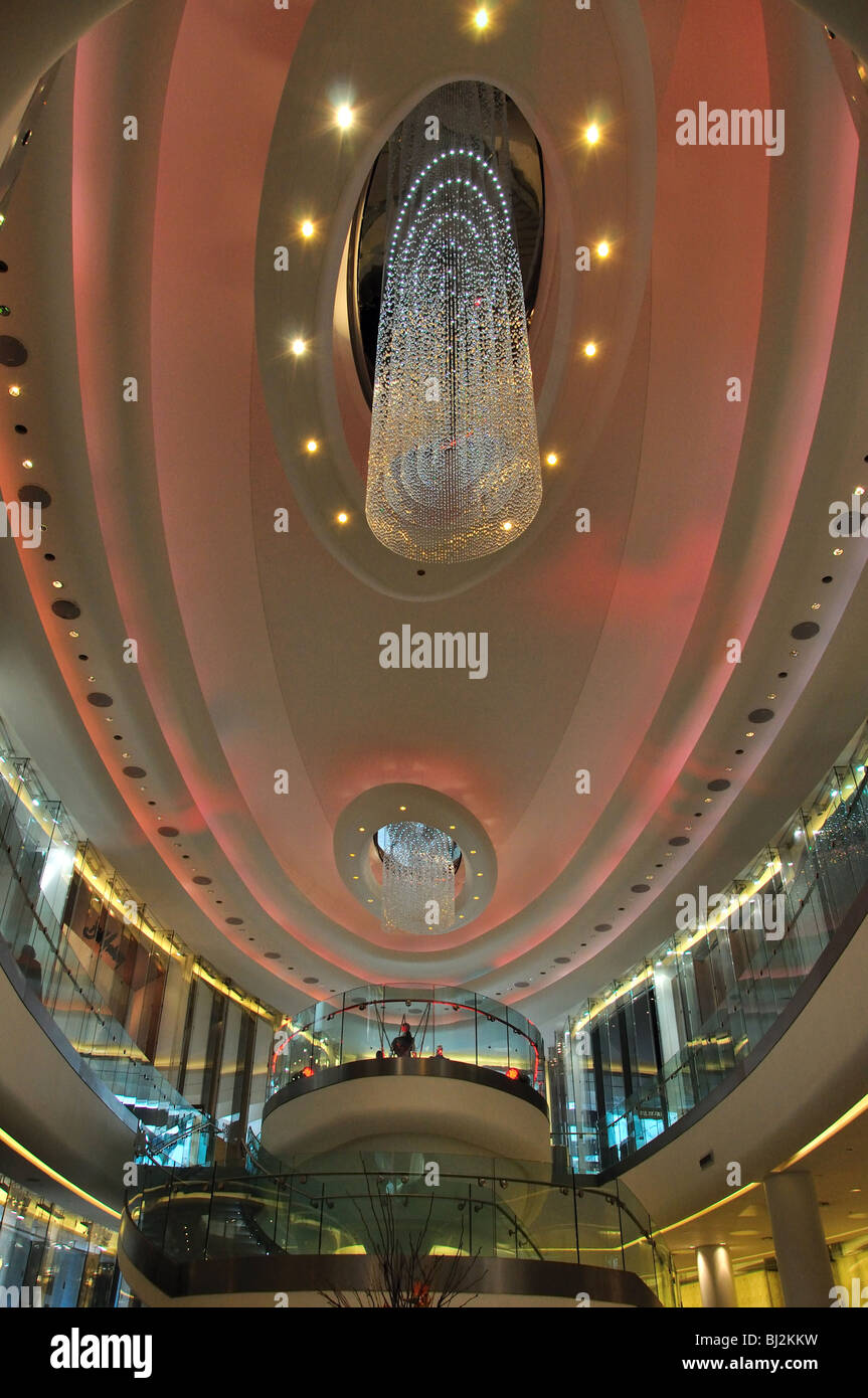 Westfield london atrium hi-res stock photography and images - Alamy