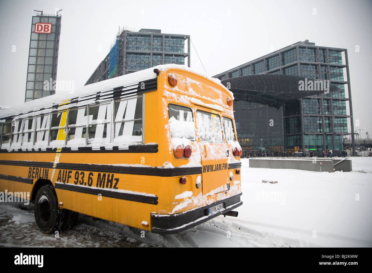 School bus usa hi-res stock photography and images - Alamy