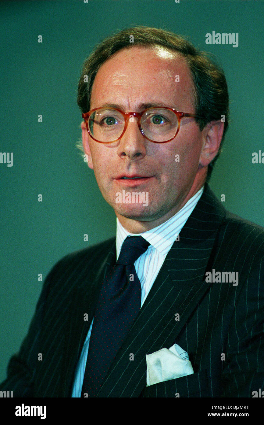 MALCOLM RIFKIND MP SECRETARY.STATE FOR DEFENCE 02 December 1993 Stock ...
