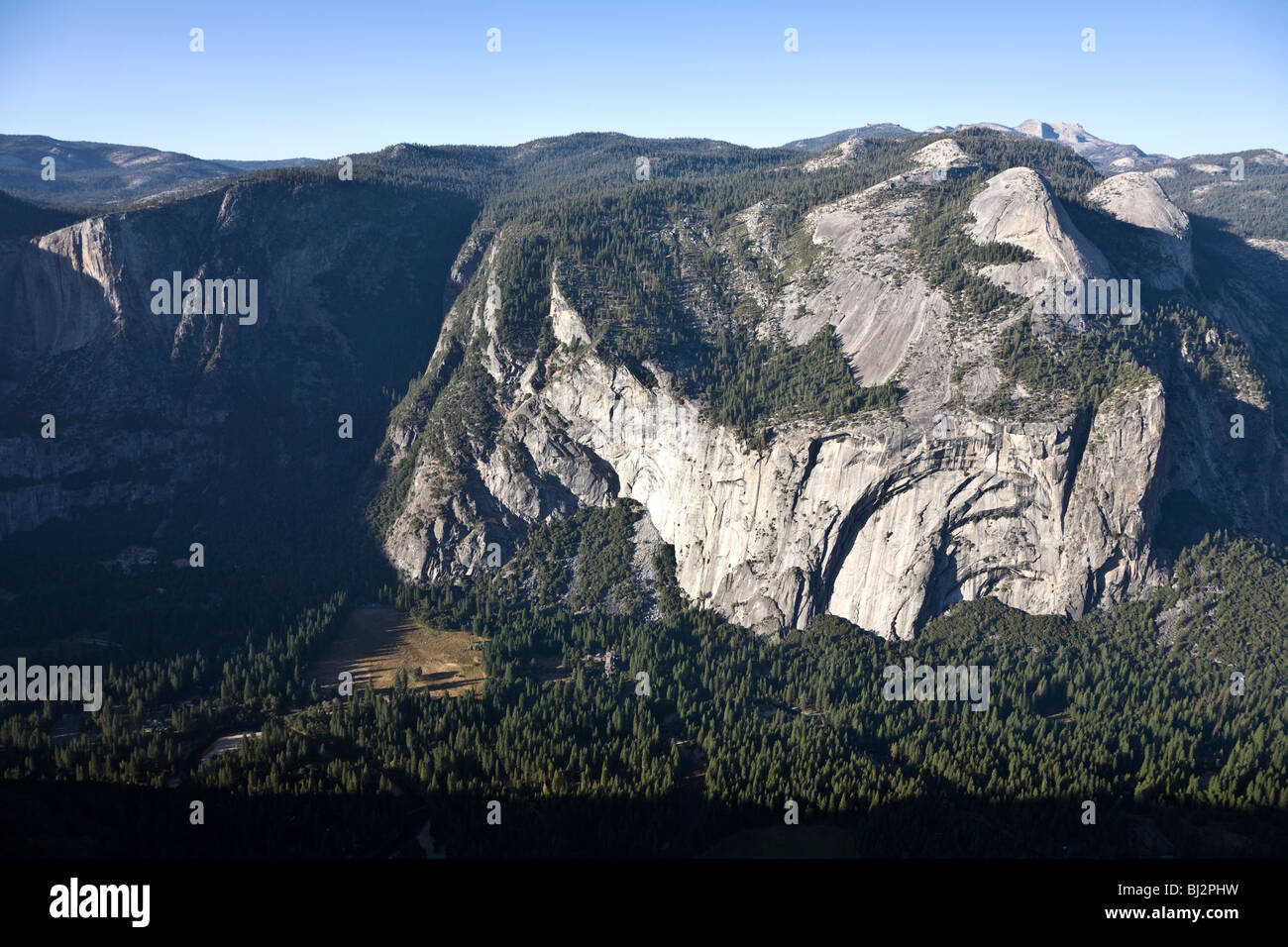 Granite wall at yosemite valley hi-res stock photography and images - Alamy