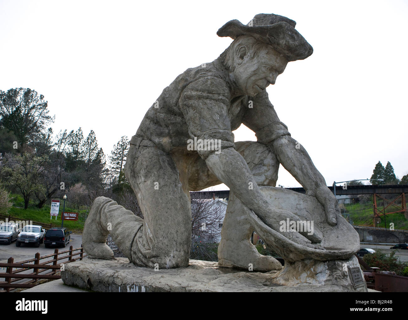 Gold miner statue hi-res stock photography and images - Alamy