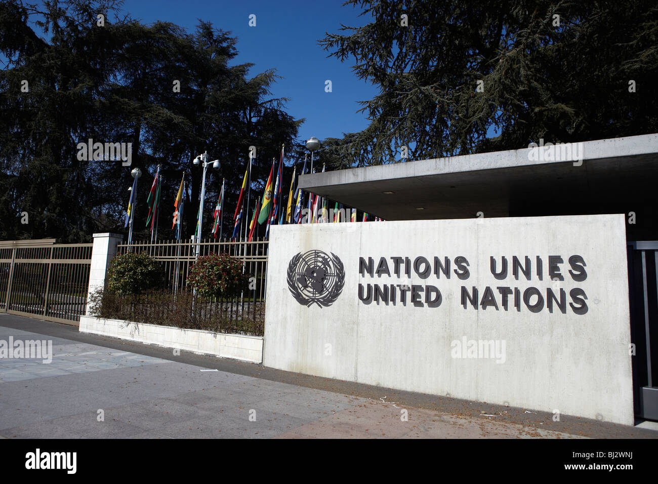 The United Nations European Headquarters office building in Geneva ...
