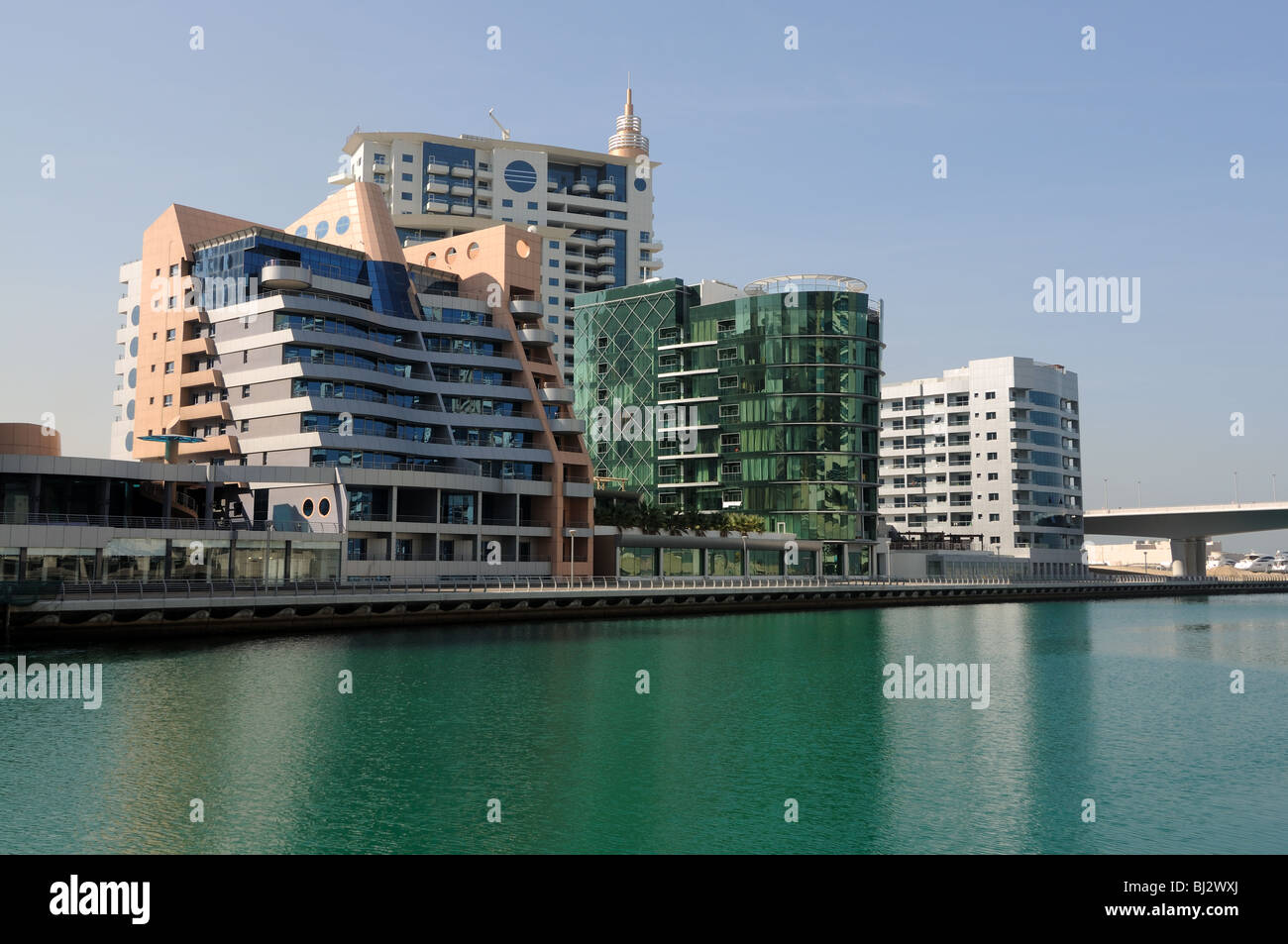 Marina building hi-res stock photography and images - Alamy