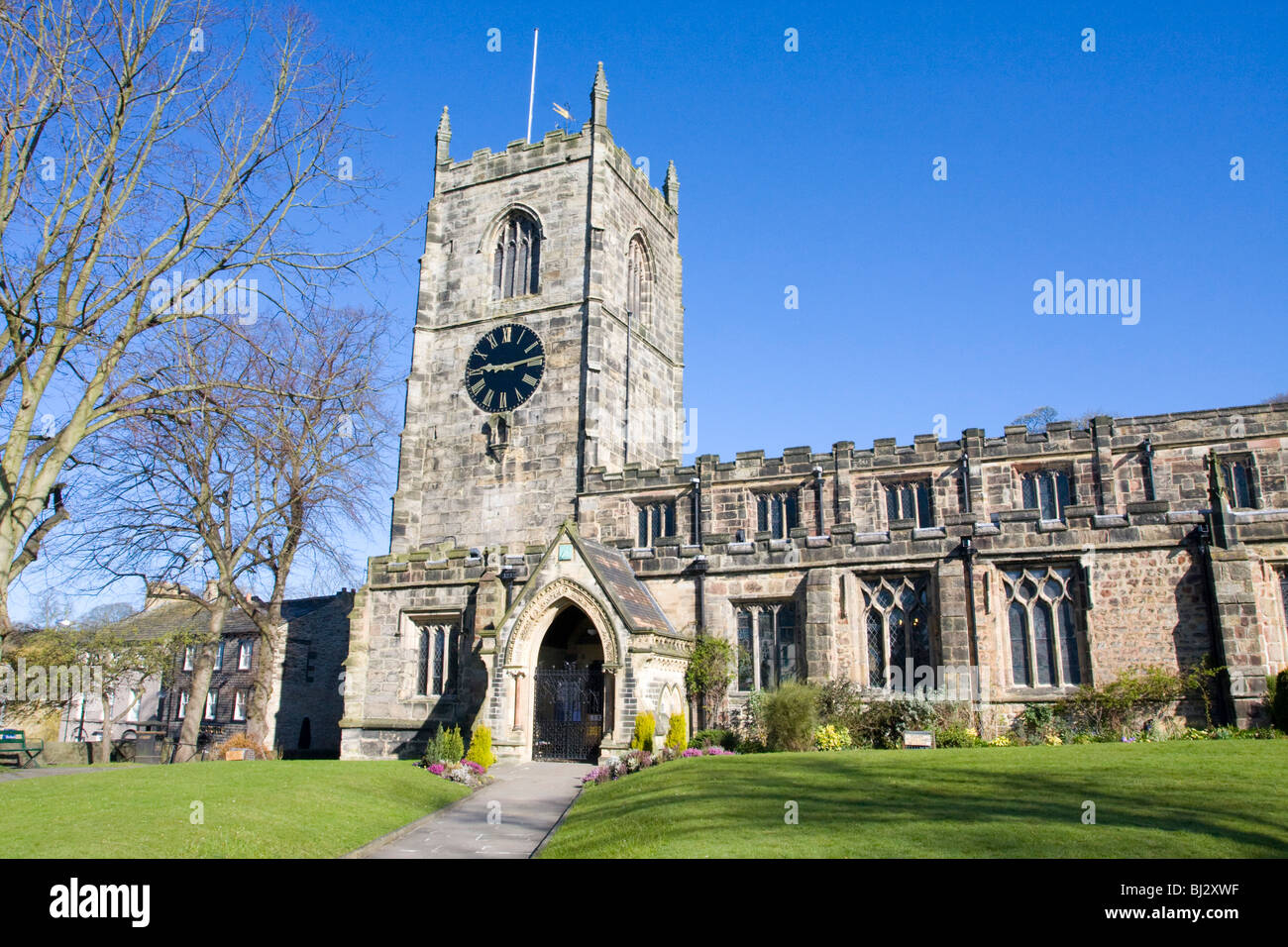 Church of the holy trinity uk hi-res stock photography and images - Alamy