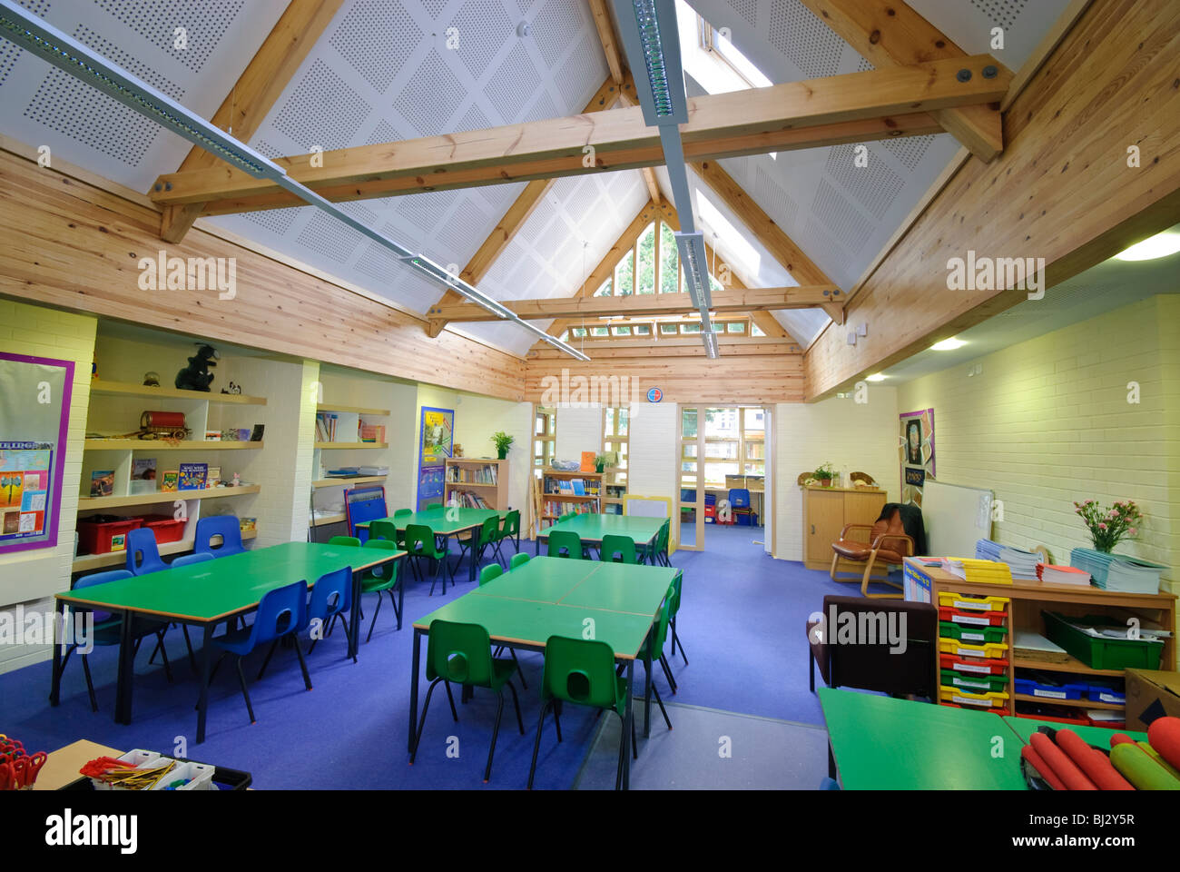Primary school classroom Micheldever School Stock Photo - Alamy