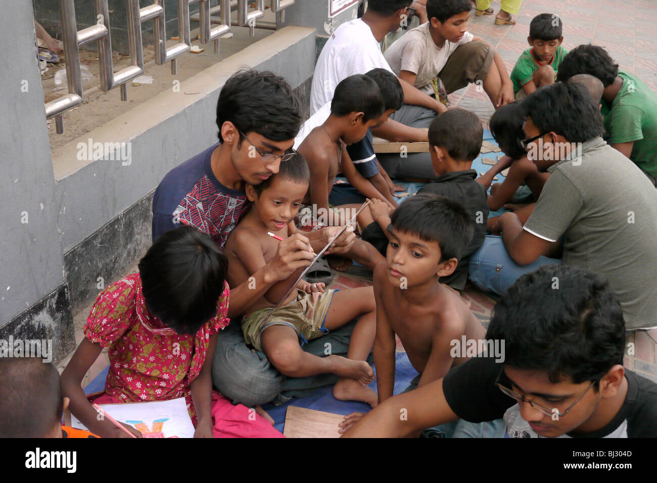 BANGLADESH Event for street children of Dhaka in which they are given ...