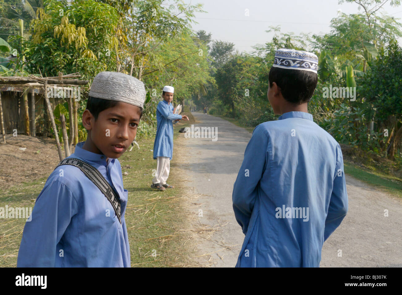 BANGLADESH Muslim boys walking to Koranic School, Narail. PHOTO by SEAN ...