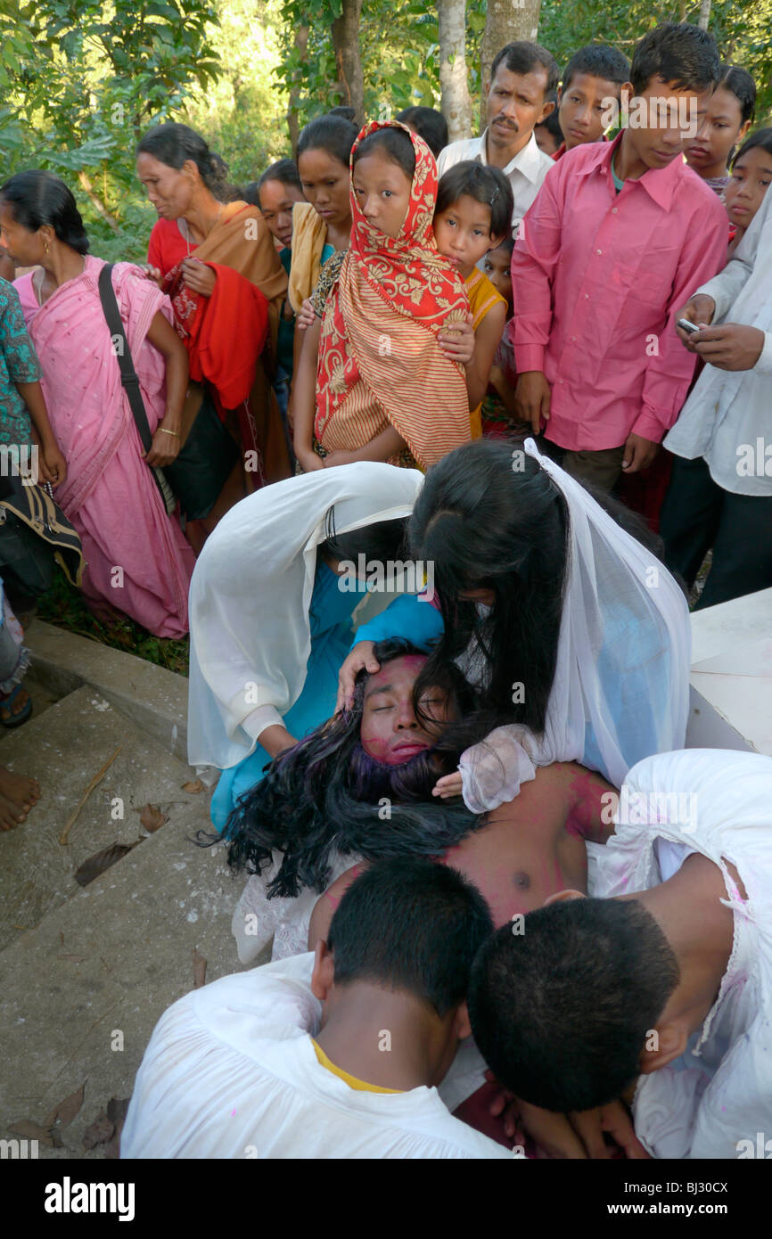 BANGLADESH Fatima Rani Pilgrimage at Baromari Mission on the Indian ...