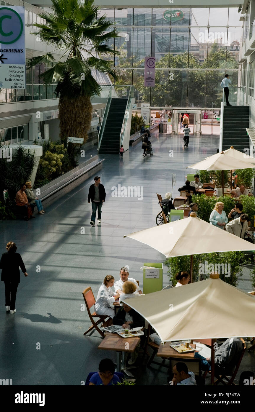 French healthcare system hi-res stock photography and images - Alamy