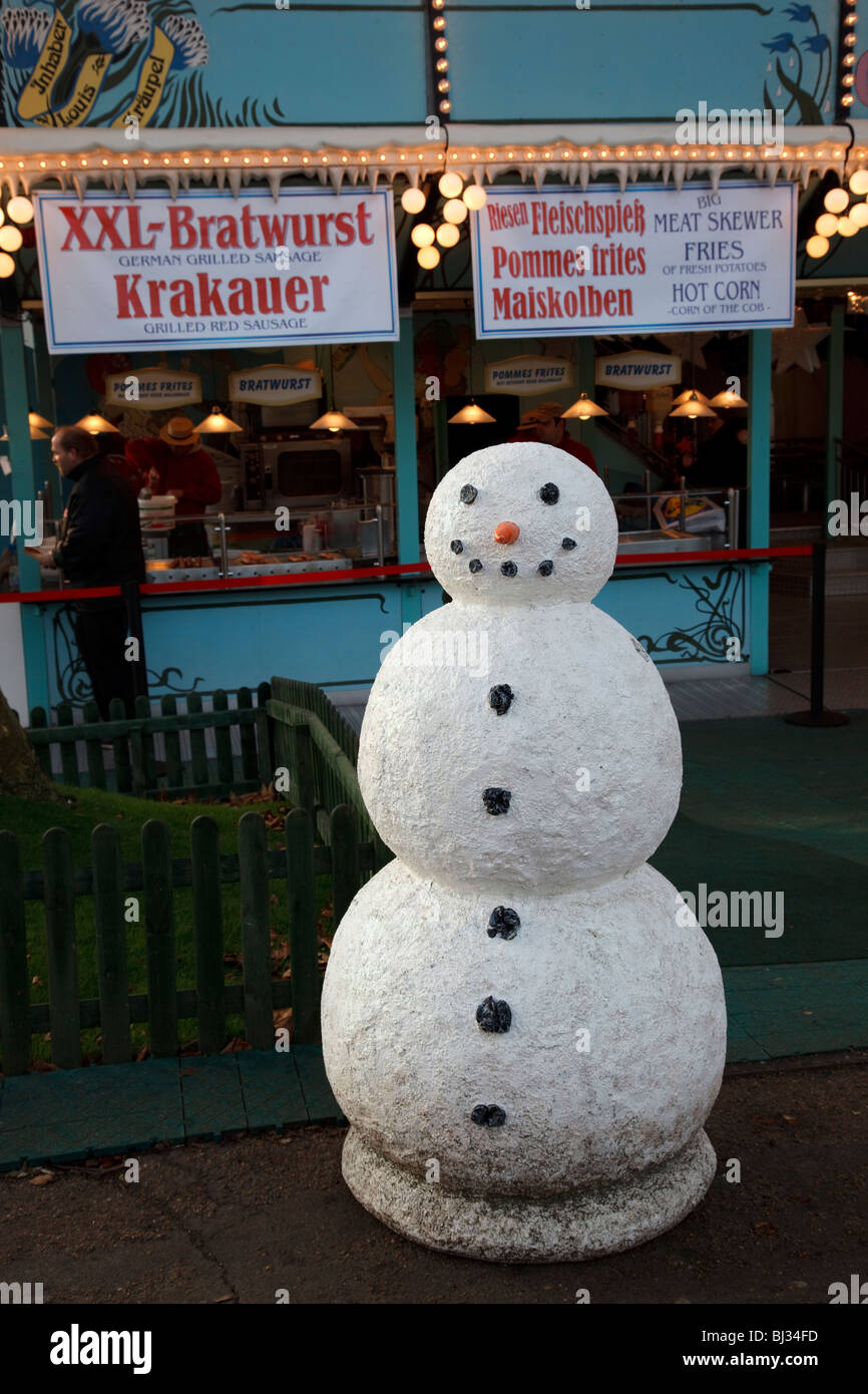 United kingdom london snowman hi-res stock photography and images - Alamy