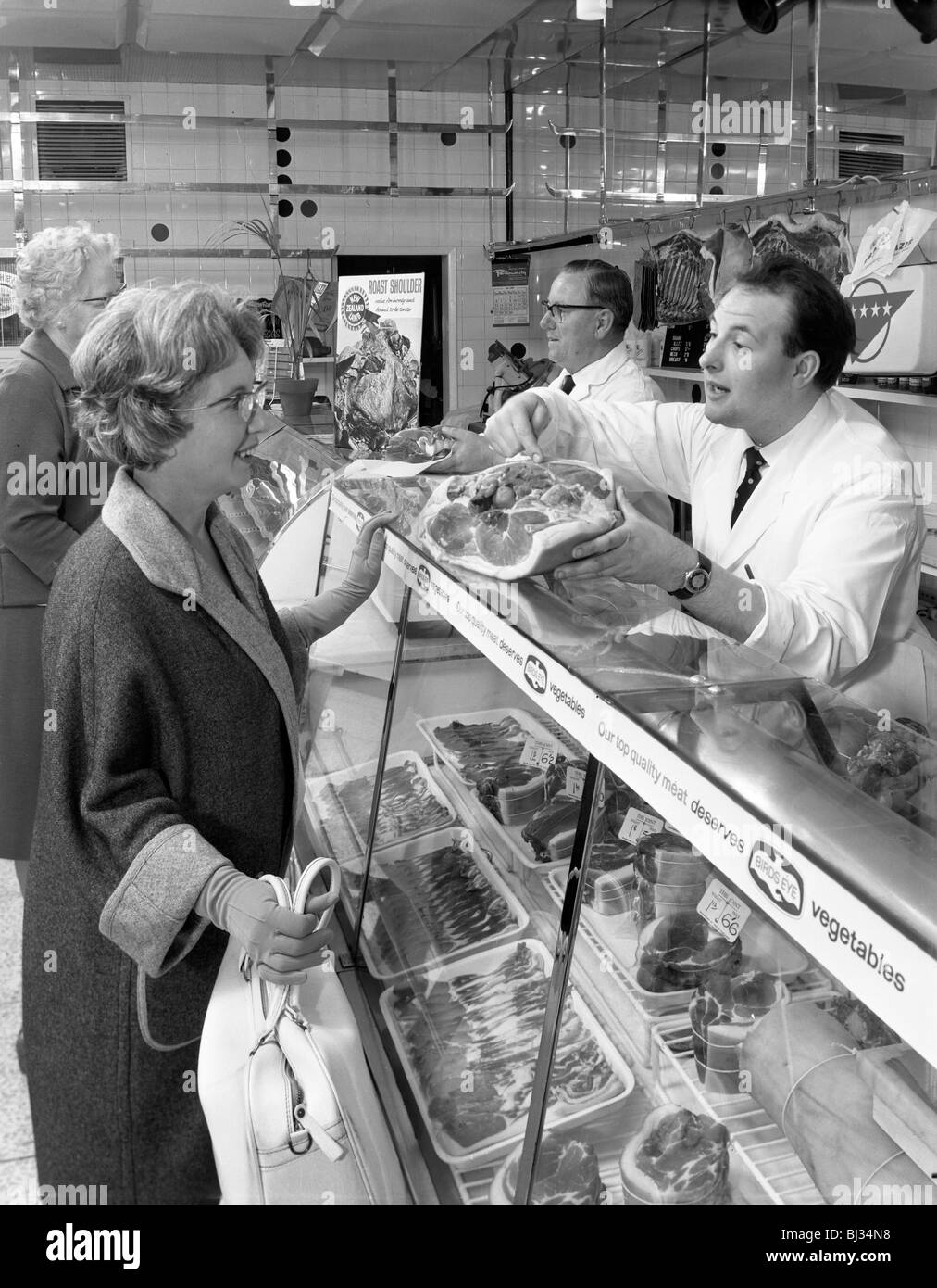 Butchers britain 1960s hi-res stock photography and images - Alamy