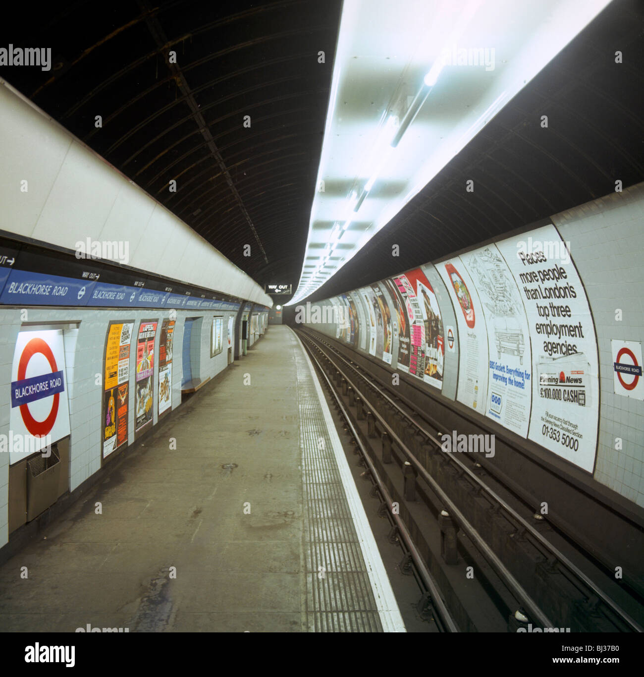 Empty tube station blackhorse road hi-res stock photography and images ...