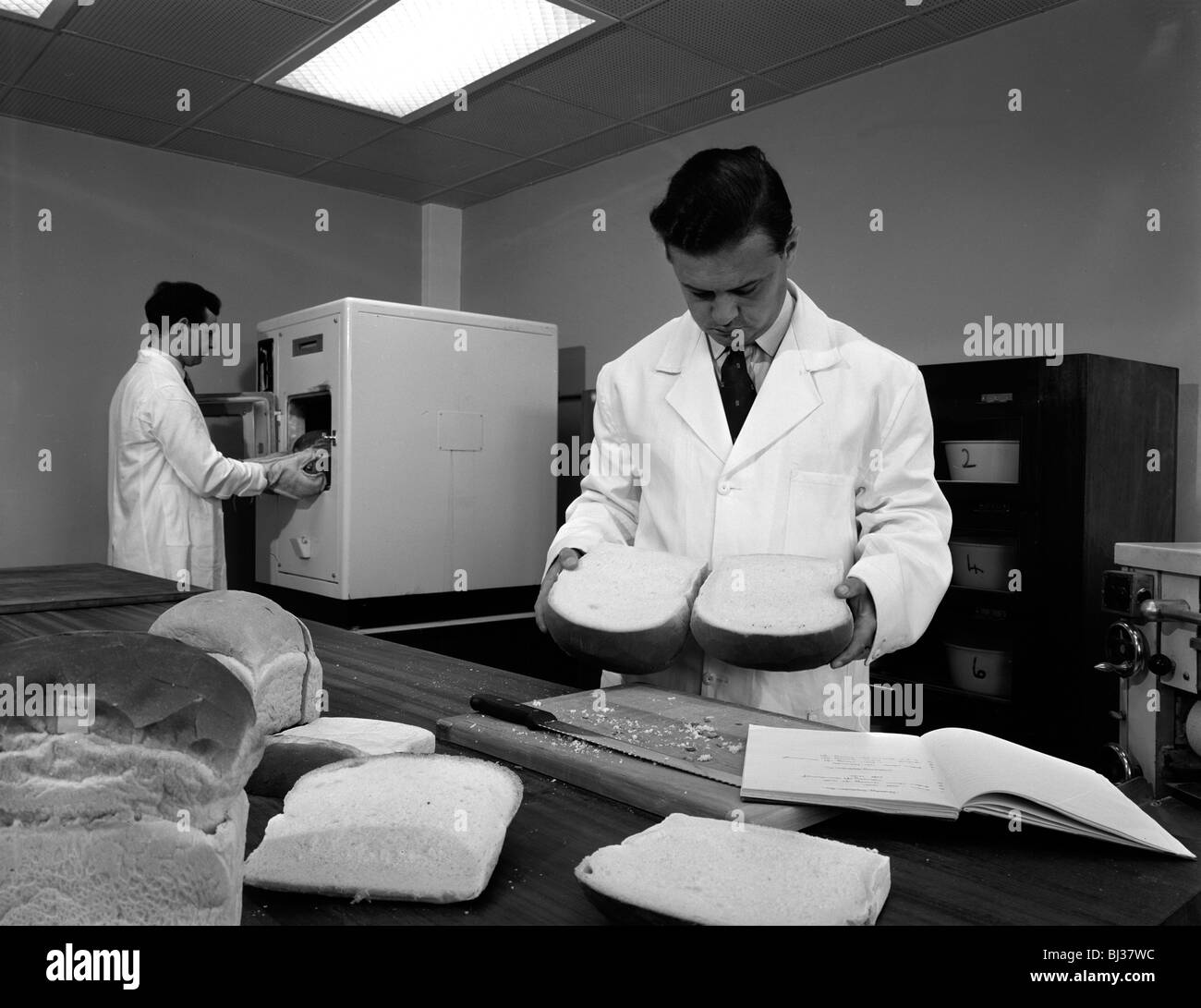 Bakery 1960s hi-res stock photography and images - Alamy