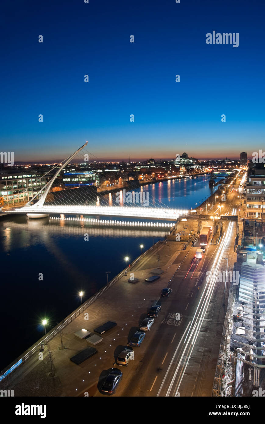 Samuel beckett bridge aerial hi-res stock photography and images - Alamy