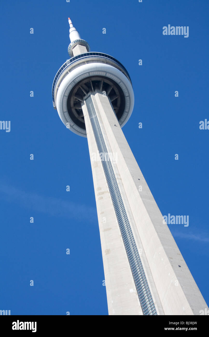 Cn tower toronto canada hi-res stock photography and images - Alamy