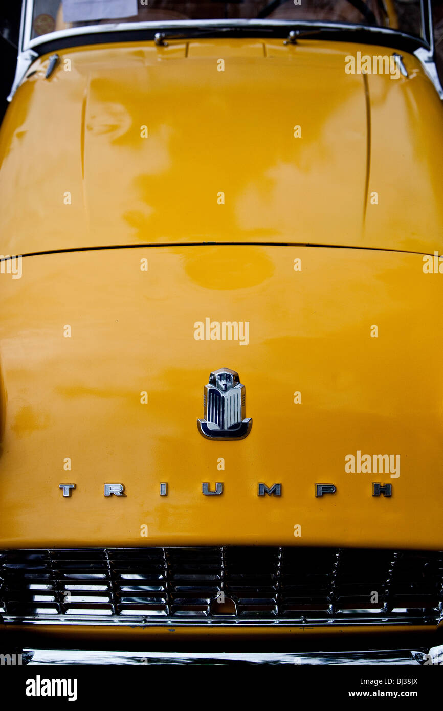 Triumph TR3 in Yellow Stock Photo - Alamy