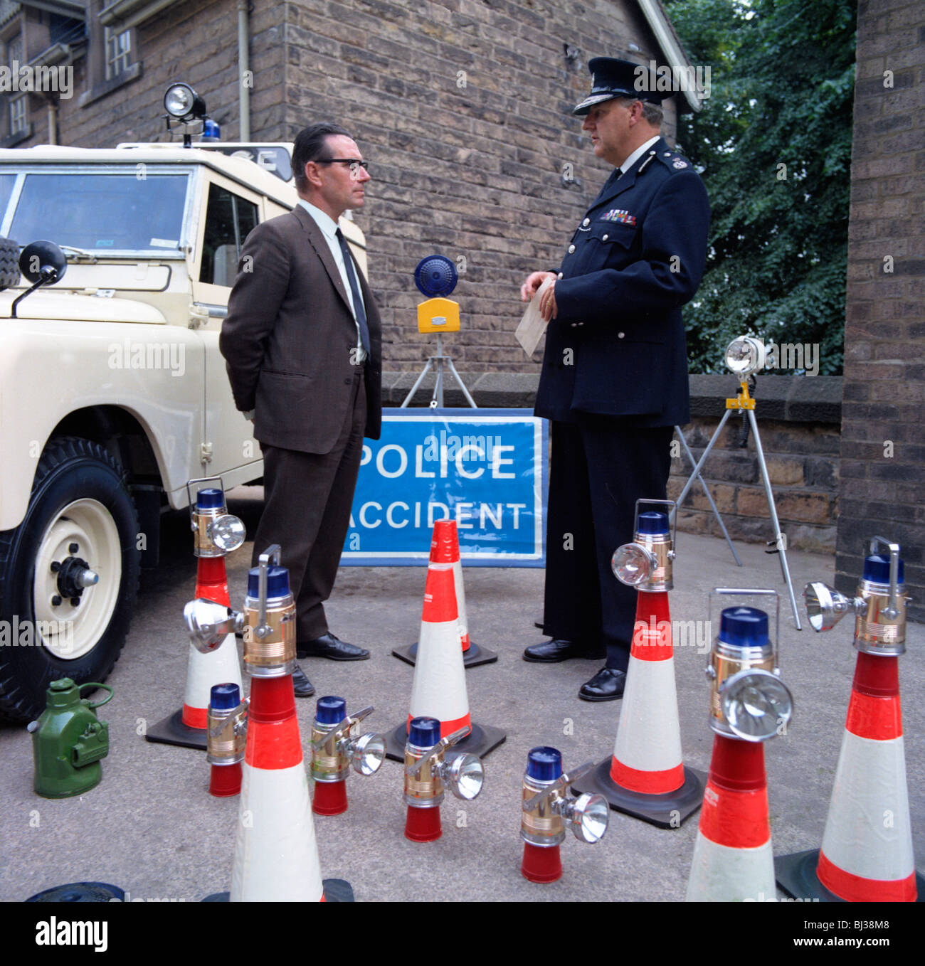 1960s police uniform england hi-res stock photography and images - Alamy