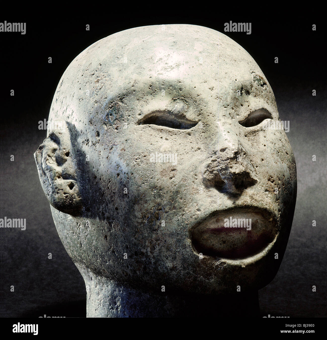 Native indian ceremony photograph hi-res stock photography and images ...