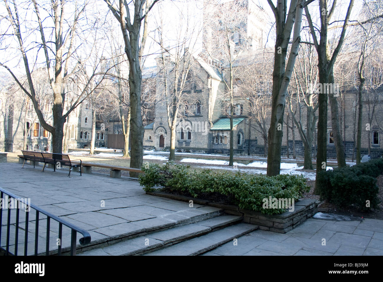 The courtyard inside university collage (victoria collage) at the ...