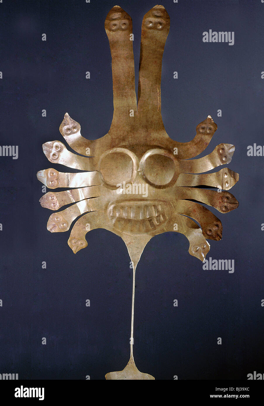 Nazca indian hi-res stock photography and images - Alamy